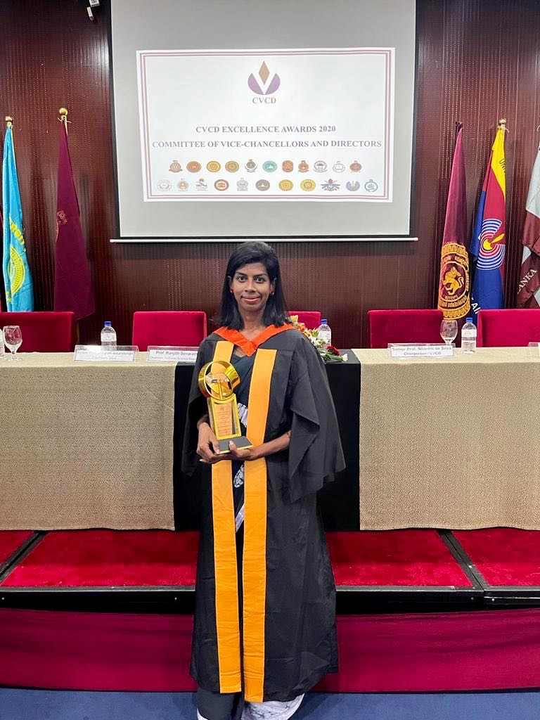 Ms. Harshini Mallawaarachchi wins CVCD Excellence Award for Most Outstanding Young Researcher ...